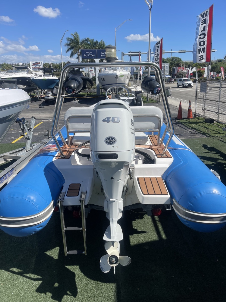 Dinghy - NEVER USED !!! - Miami Boat Place