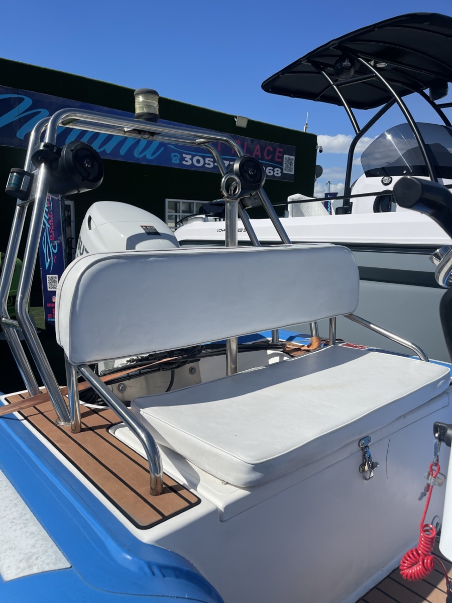 Dinghy - NEVER USED !!! - Miami Boat Place