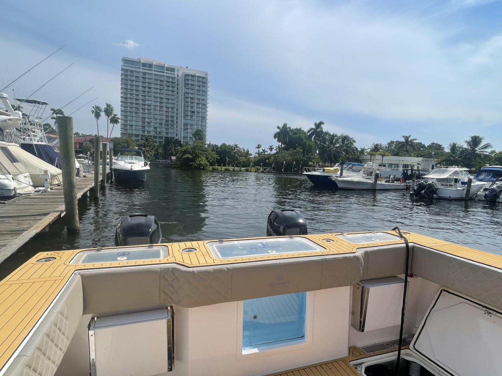 Catamaran - Miami Boat Place