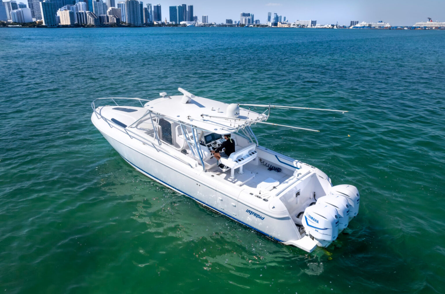 2011 INTREPID 400 CUDDY CABIN "LOWEST PRICE IN AMERICA" - Miami Boat Place