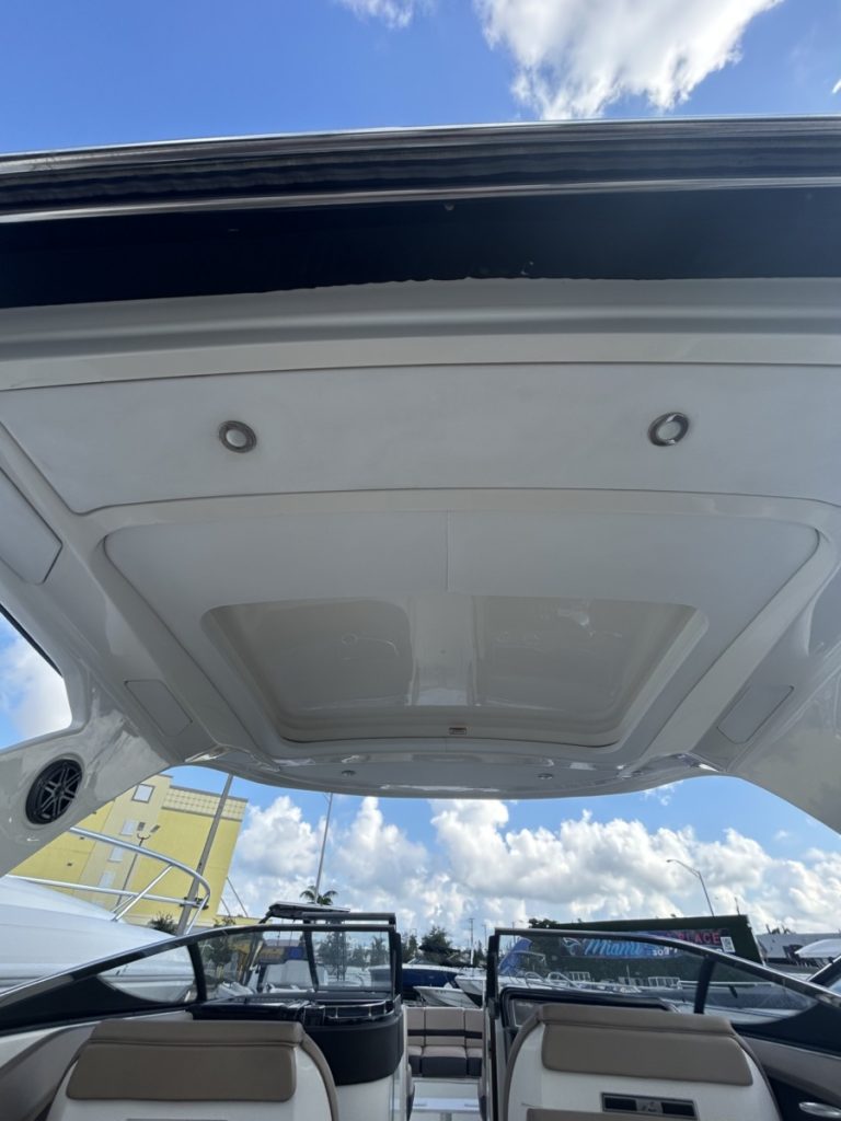 Sea Ray SLX - 310 - Miami Boat Place